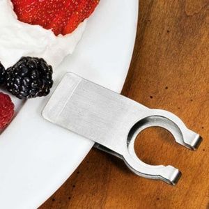 Metalla | Party Supplies | Metalla Nwt Stainless Steel Stemware Plate ...